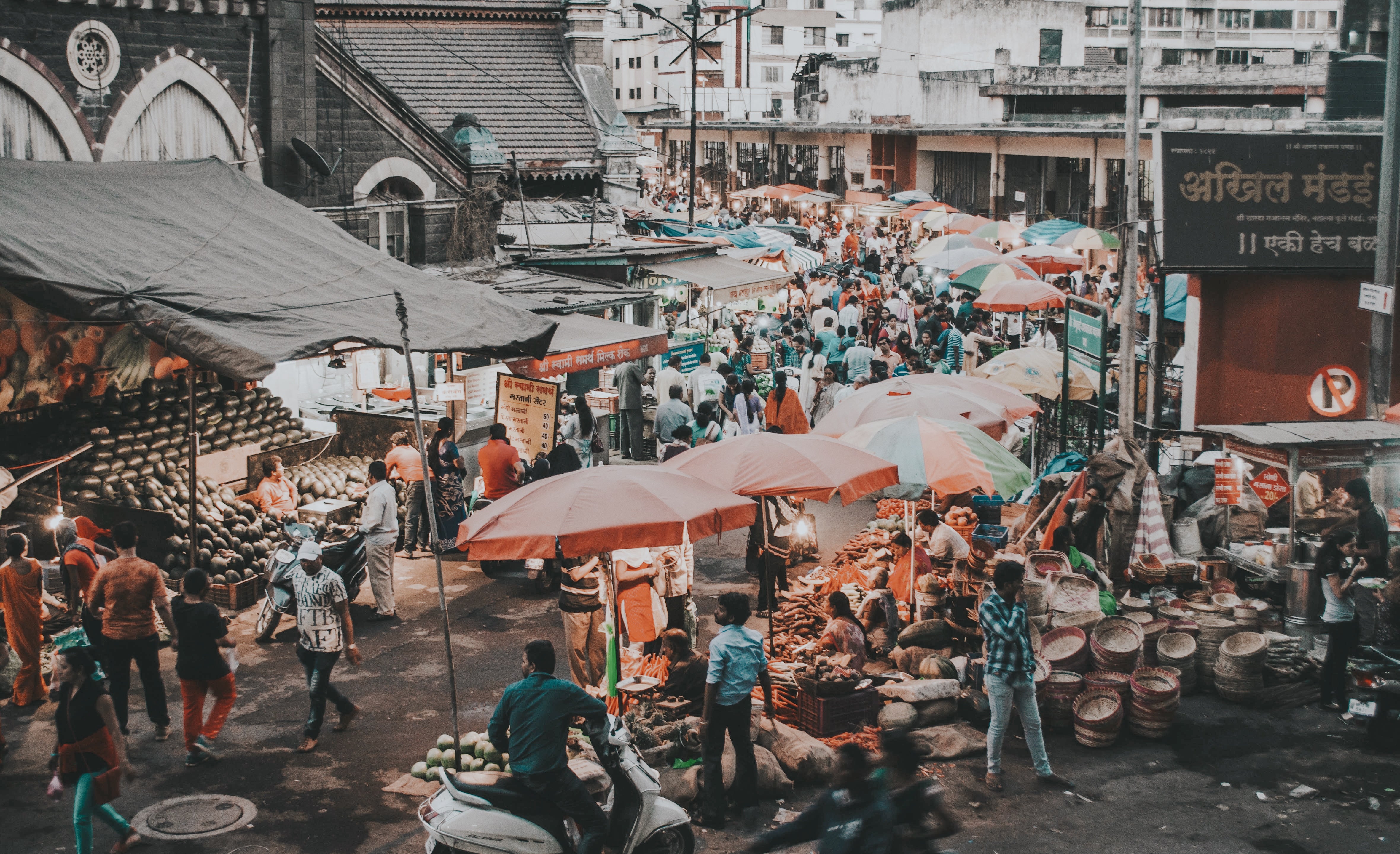 Experiencing India's Bazaars – Laal Bungalow